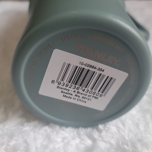 Stanley | Dining | Stanley 4oz Og Shale | Poshmark